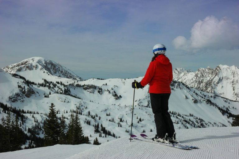 Benefits of Skiing: 8 Reasons Why You Should Try It