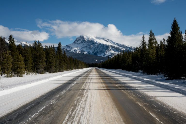 Jasper Alberta: The Ultimate Winter Itinerary for Adventurous Travelers ...