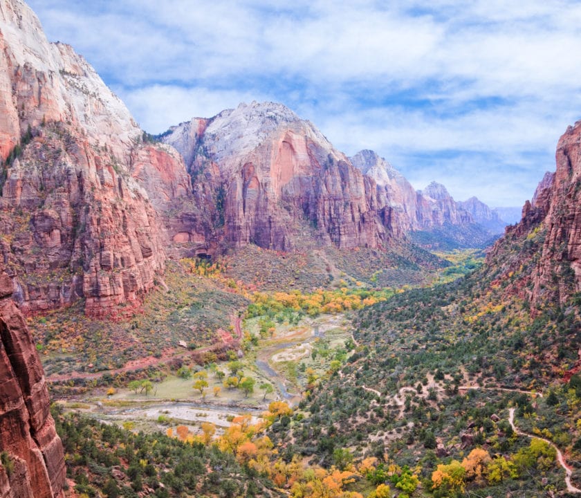 Tips for Visiting Overcrowded National Parks – Bearfoot Theory