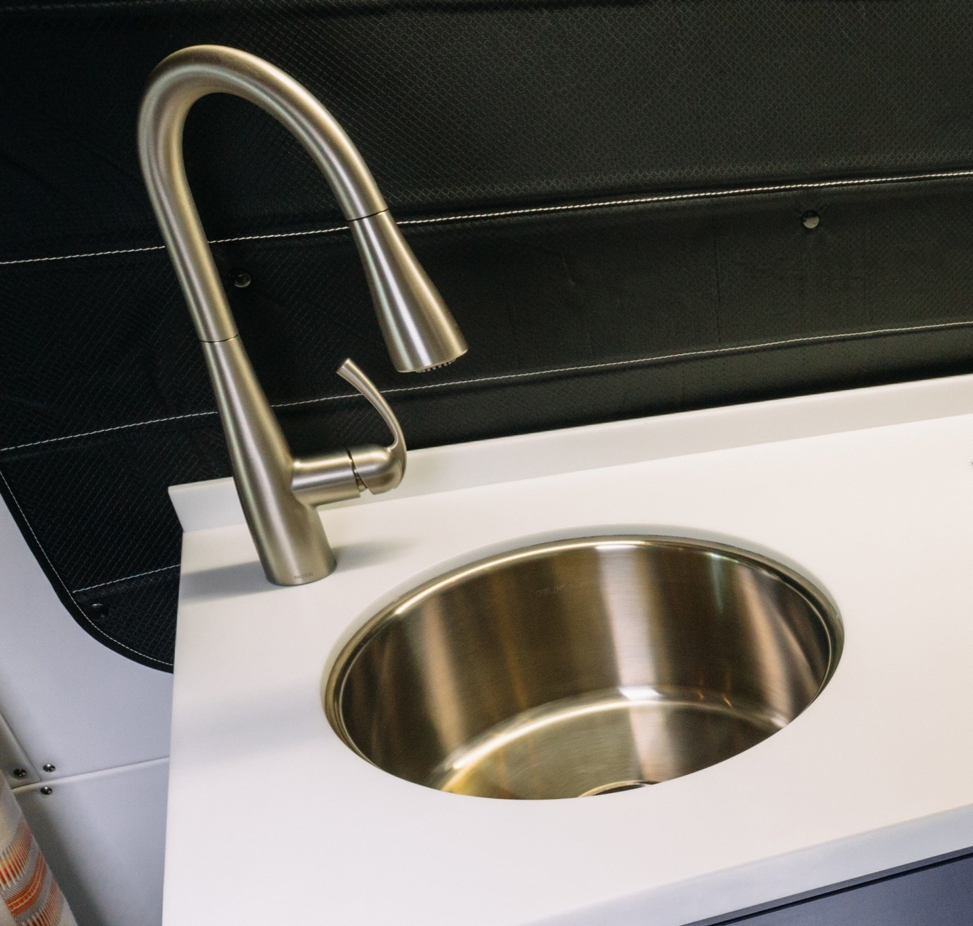 Van Appliances: A Guide to Campervan Galleys, Fridges, Stoves, and ...