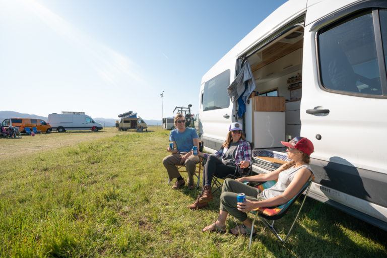 Building A Van Life Community On The Road – Bearfoot Theory