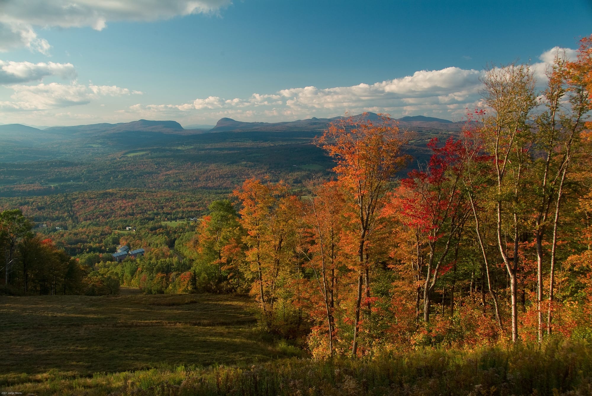 10 Best Places to See Fall Foliage in Vermont – Bearfoot Theory