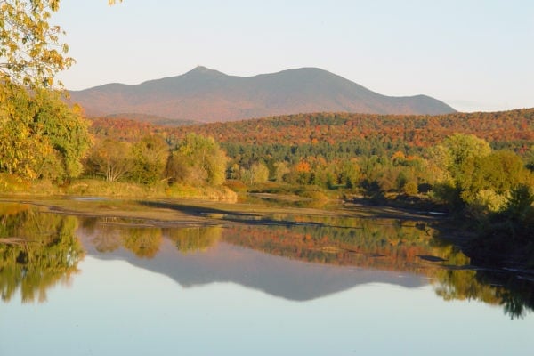 10 Best Places to See Fall Foliage in Vermont – Bearfoot Theory