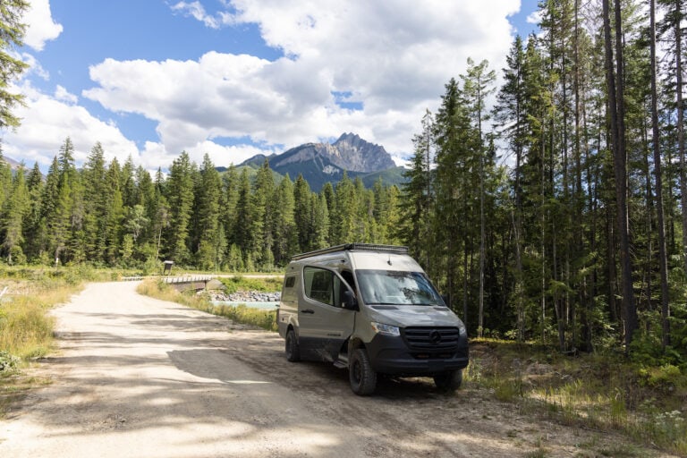Van Life Blog - Complete Guide on How to Do Van Life
