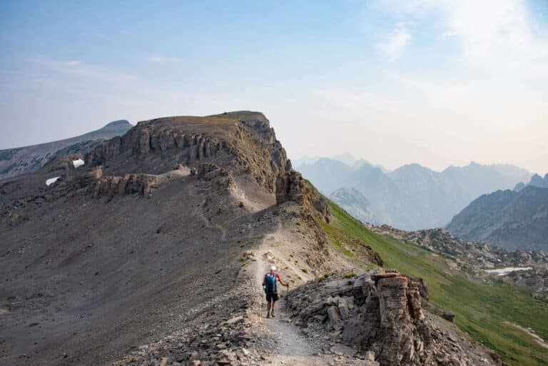 Wyoming Hiking Guide: 10 Best Day Hikes & Backpacking Trails – Bearfoot ...