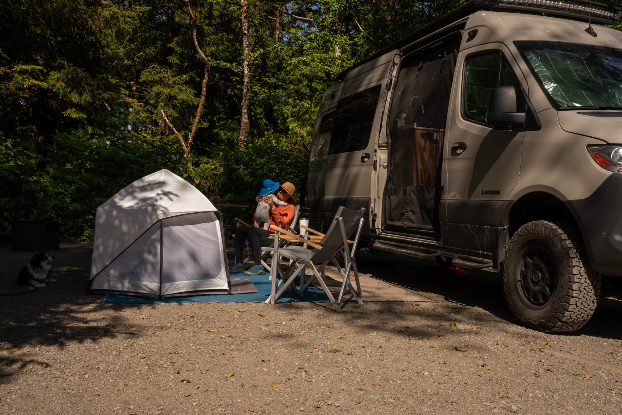 Camspite Etiquette: 12 Tips for Being a Good Camping Neighbor