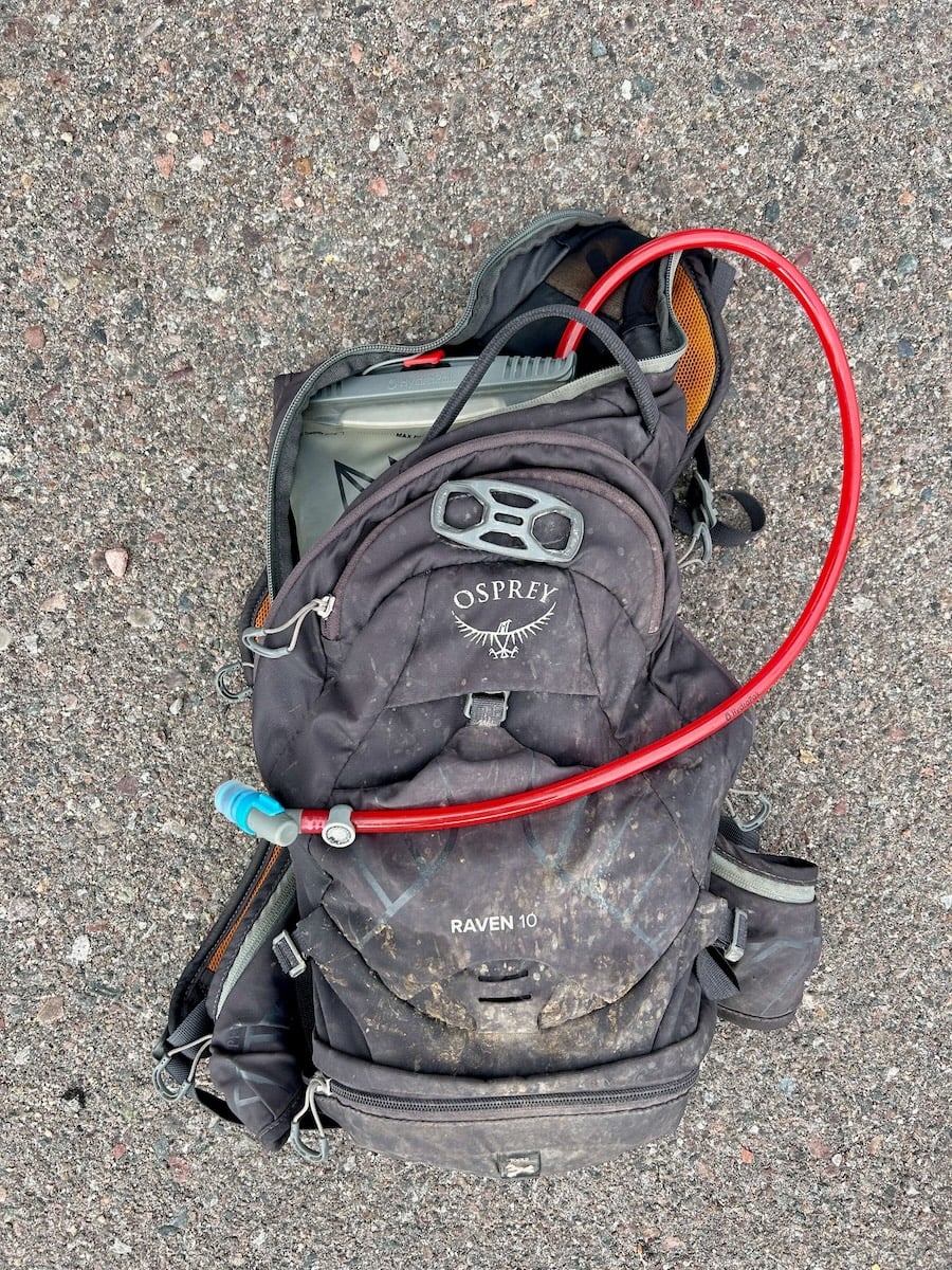 10 Tips For Staying Hydrated While Hiking – Bearfoot Theory